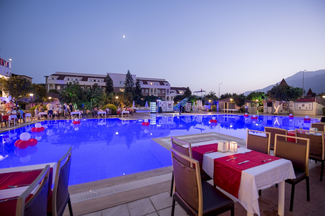 Viking Garden Hotel & Spa